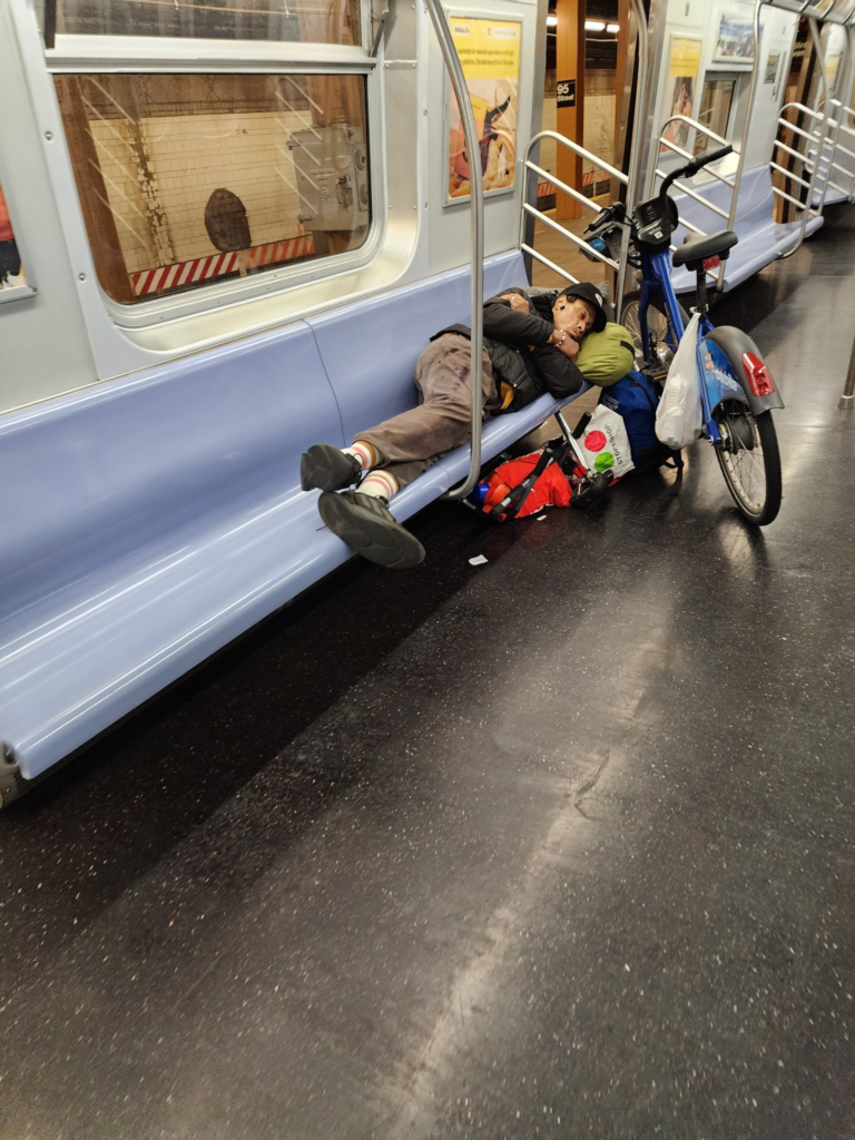 Homeless Men on the R Train Into Bay Ridge Every Morning! No One Helps ...